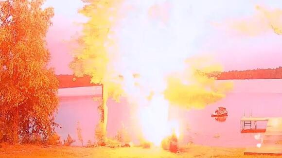 Lightning strike explodes Wisconsin tree, neighbors battle flames with ...