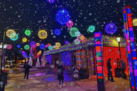 Holiday Magic Returns to Marion with ‘Christmas in the Park’ - NewsBreak