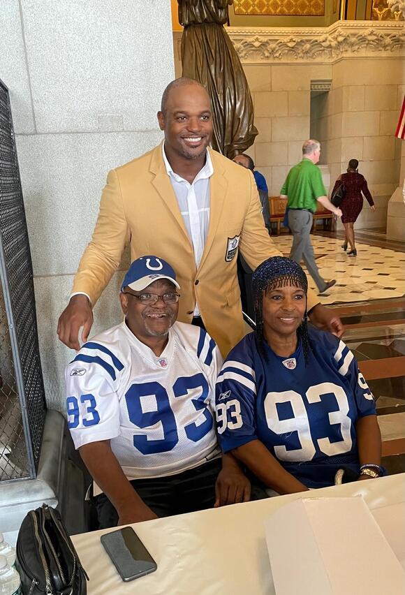 Fresh off Hall of Fame induction, Bloomfield's Dwight Freeney saluted at Capitol