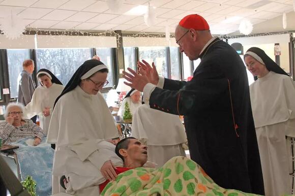 Catholic nuns serving dying patients fight New York transgender mandate ...