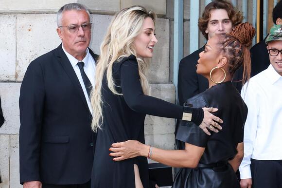 Paris and Janet Jackson ‘Make Peace’ After Family Feud: Details - NewsBreak