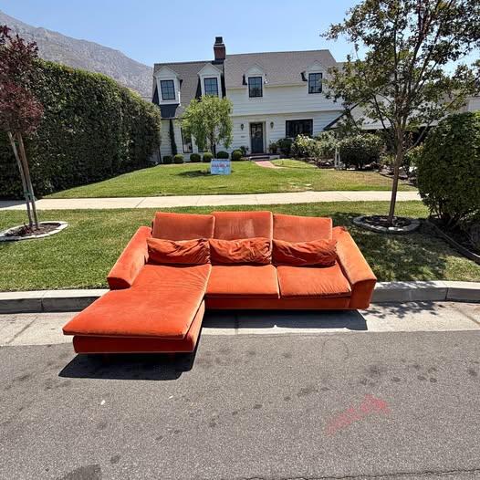 🎁 Freebies Up for Grabs in Pasadena Right Now - NewsBreak