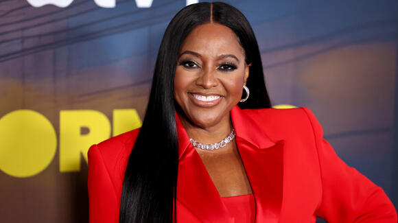 Sherri Shepherd Bids ‘Bittersweet’ Goodbye to Talk Show After Last ...