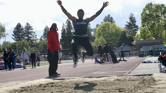 Reynolds Callier wins gold with third-best all-time school long jump at ...