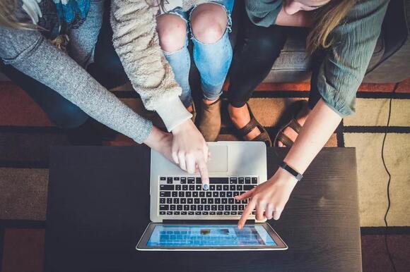 The Death of the URL: Why Younger Generations Are Abandoning the File ...