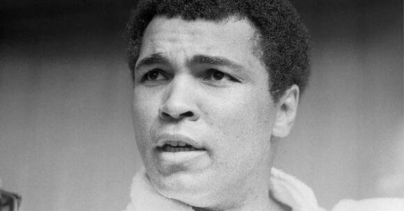 EXCLUSIVE: Muhammad Ali's Tragic Last Days Revealed — How Boxing Hero ...