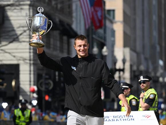 Rob Gronkowski brings signature ‘Gronk spike’ to 2024 Boston Marathon ...