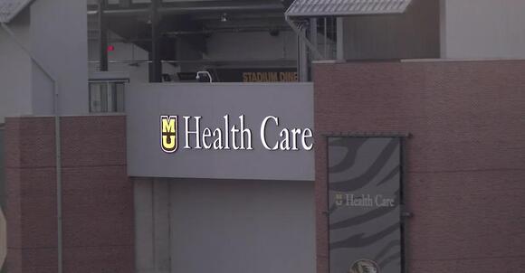 Snowy weather shuts down some Mid-Missouri health care clinics Sunday ...