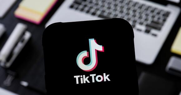 What Is ‘Lakers in 5’ on TikTok? Shannon Sharpe Meme Explained - NewsBreak