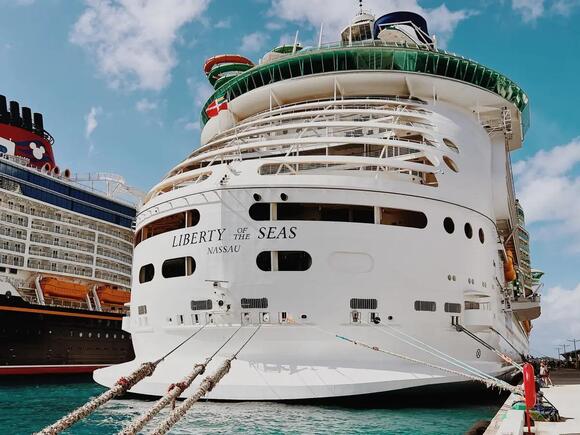 Do cruise prices drop at the last minute? What the data shows - NewsBreak