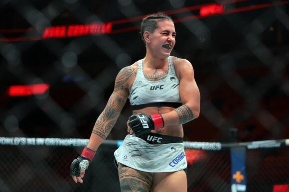 4 Gina Carano UFC Opponent Options as Comeback Rumors Intensify - NewsBreak