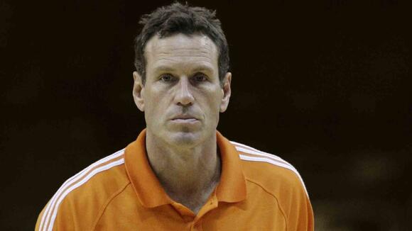 Dan Majerle explains the reason behind his retirement after the 01-02 ...