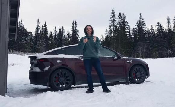 An American Tested a Tesla in Winter—and Was Unpleasantly Surprised by ...