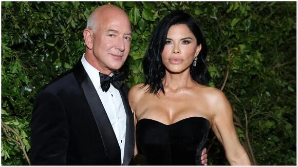‘The Only Class Act In the Story Is MacKenzie Scott’: Jeff Bezos and ...