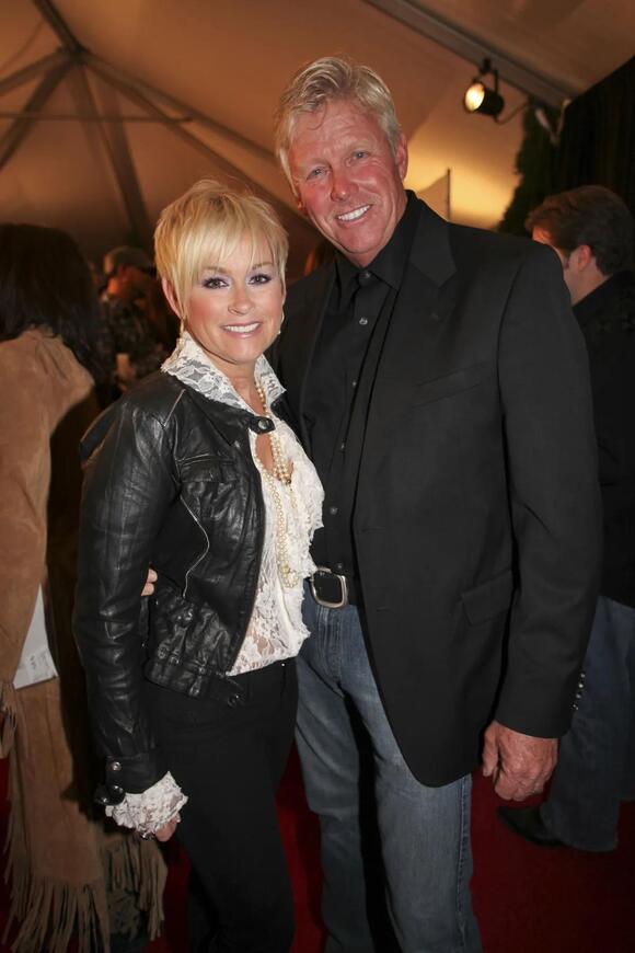 Country Star Lorrie Morgan's Husband Randy White Dies – Details - NewsBreak