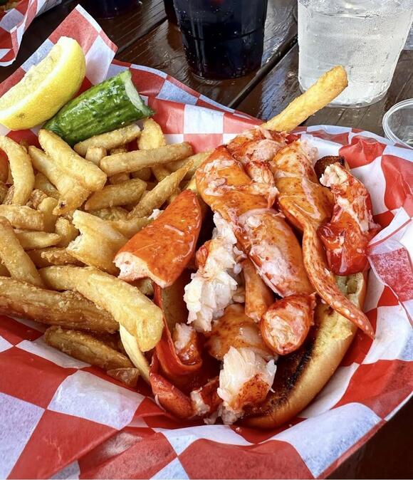 The Best Spots for Lobster Rolls on Long Island - NewsBreak