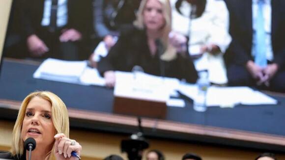 Pam Bondi brutally mocked after Congressional crash out: 'Everyone's ...