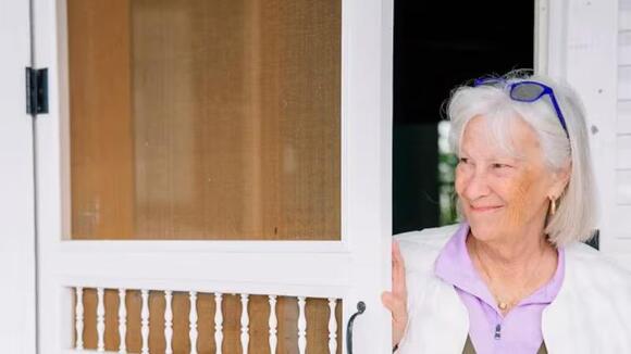 Local residents introduce high-end needlepoint brand, The NeedlePoints ...