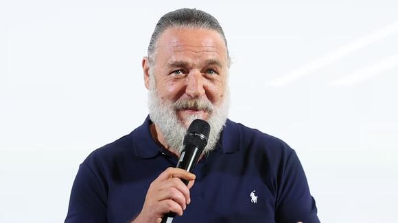 Russell Crowe Spills Why the ‘Gladiator’ Sequel Was Such a Fail - NewsBreak