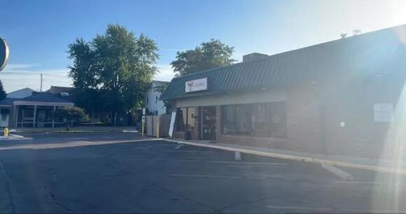 Suspects at Large After Crashing Stolen Car Into Noblesville Gun Store ...