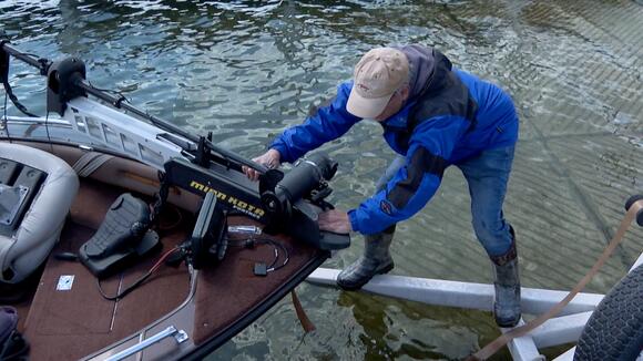 Volunteers restart Walworth County fish hatchery to keep Geneva Lake ...