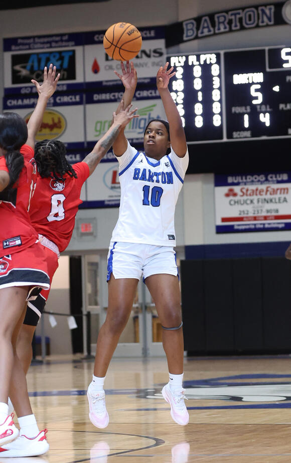 Mountain Lions end BC women’s win streak at 5 - NewsBreak