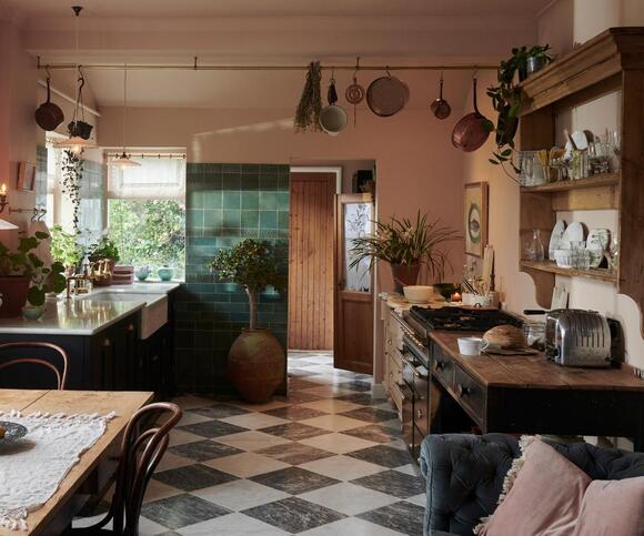 7 Traditional Kitchen Features Making a Comeback in 2026 – And Why ...