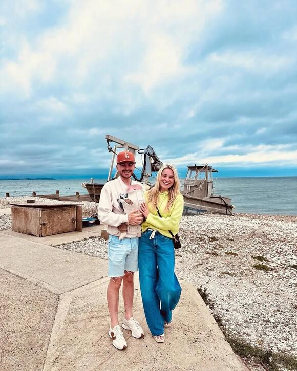 'This Morning' Host Sian Welby Had a Long Night in AE After Her Baby ...
