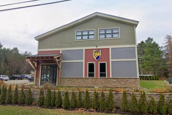 Michigan's Unique Ice Luge Tracks For Winter Thrill Seekers - NewsBreak