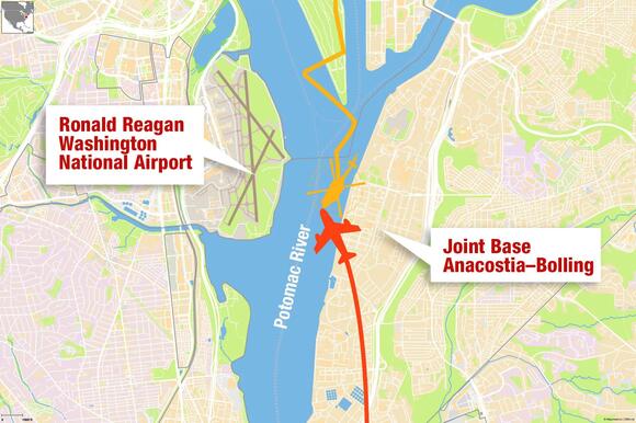 Moment American Airlines Flight 5342 collides with Black Hawk ...