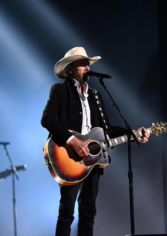Toby Keith Told Fans ‘thats A Wrap In Eerie Final Post And Video