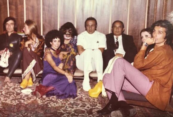 25 Vintage Photos of Pre-Islamic Revolution Iran - NewsBreak