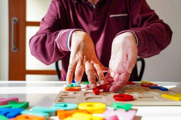 New Blood Test Shows Promise For Faster ALS Diagnosis - NewsBreak