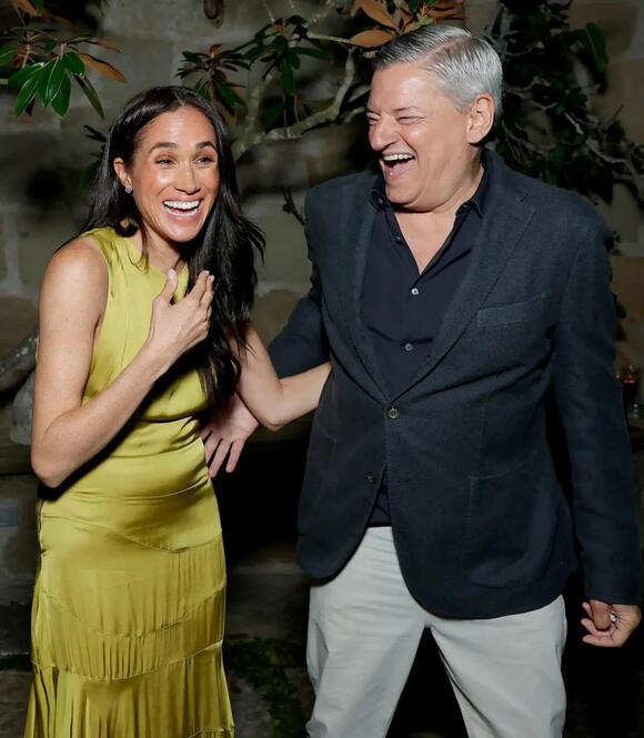 Meghan Markle, 44, Sparks Buzz in Green Dress as She Steps Out for ...