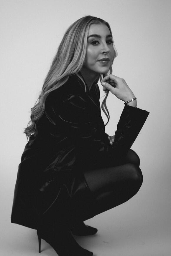 Brian Cashman’s daughter, Gracie, out to prove her new YES Network gig ...