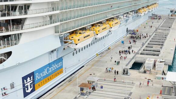 Cruise News Update: Passengers Saved, Huge Wave, Oversold Sailing, and ...