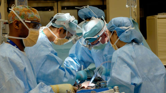 Oregon teen nearly dies after alleged heart valve surgery error ...