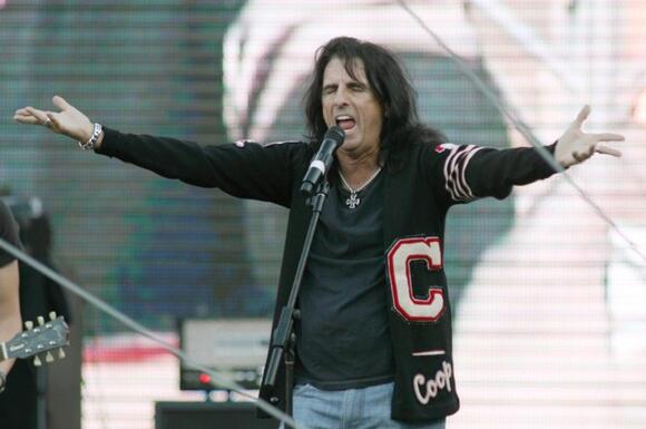 Rockstar Alice Cooper turns 78 - NewsBreak
