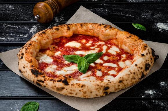 Popular pizza chain closes Florida location in first-ever shutdown for ...