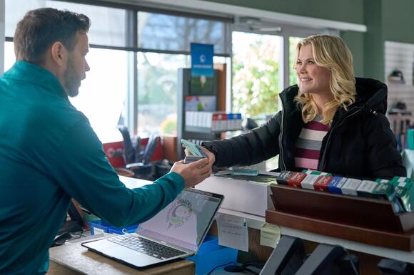 Andrew Walker and Odette Annable Heat up the Track in Hallmark’s New ...