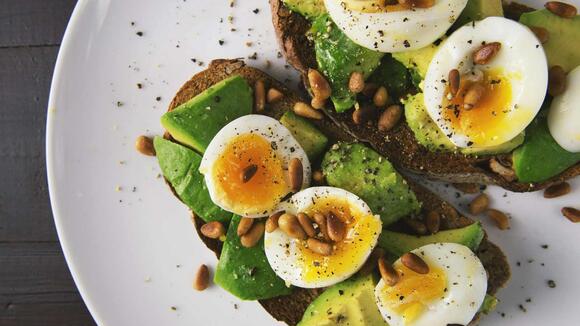9 foods once considered embarrassing to serve - NewsBreak