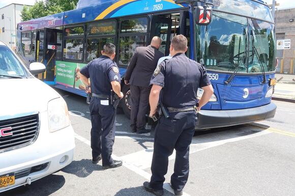 Attempted murder suspect in stabbing of MTA bus driver walks free after ...