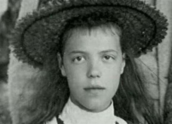 By the end of Olga Alexandrovna's life, she was destitute, and had to ...