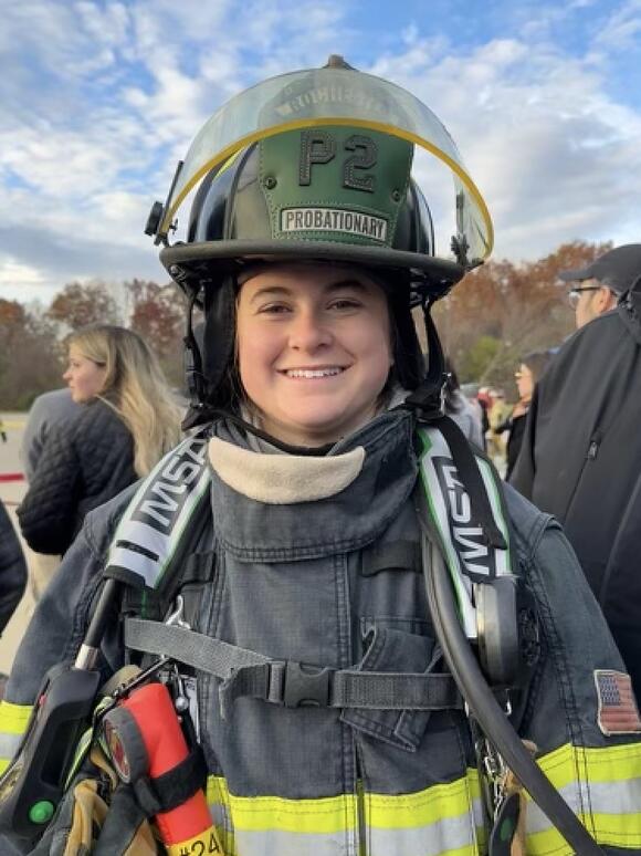 Off-duty firefighter saves man's life after he crashes motorcycle on I ...