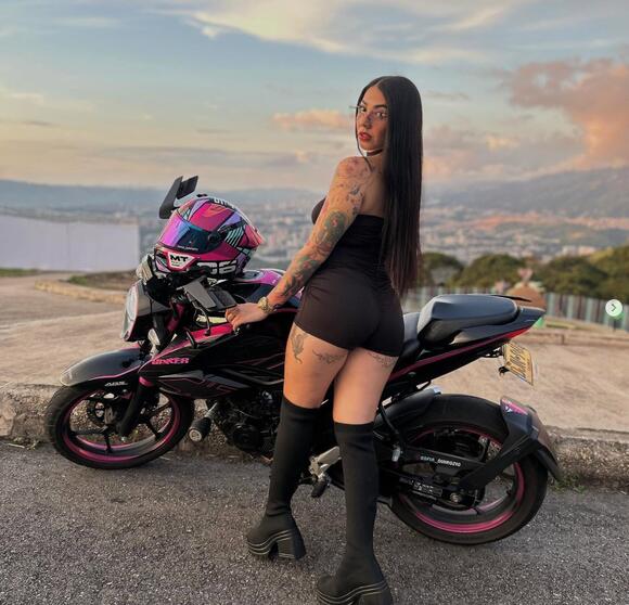 Bikergirl, Popular Motorcycle Influencer, Dies In Crash - NewsBreak