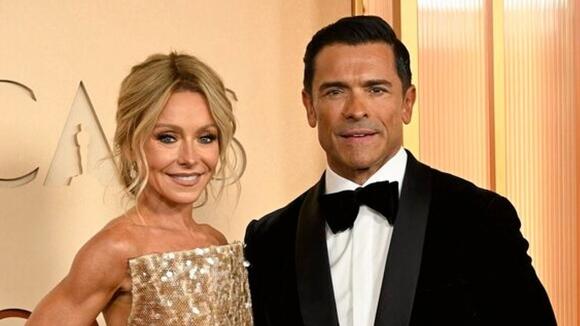 Mark Consuelos Reveals the Profound Advice That Played a Role in 30 ...