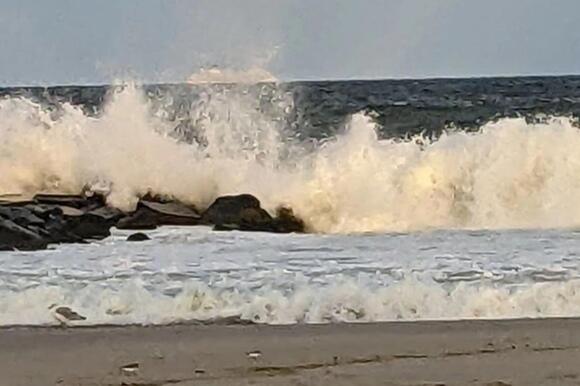 Open or closed? Full list of NJ beach and swimming restrictions as Erin ...