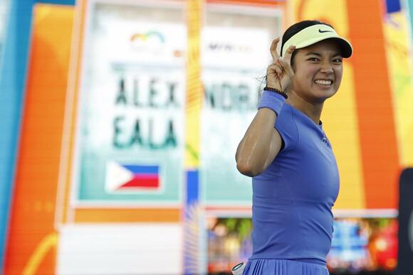 Alexandra Eala’s superstar status is sealed on and off the court ...