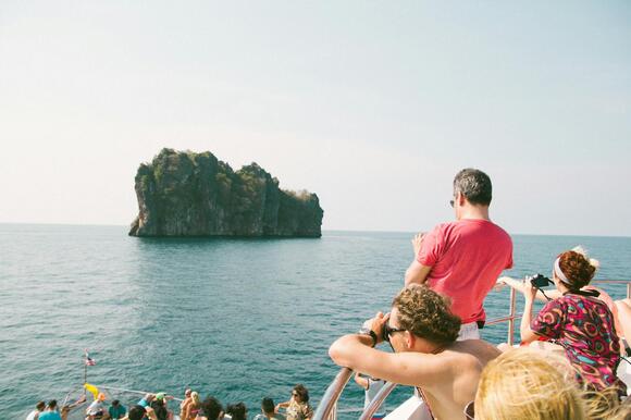 How Ecotourism Can Contribute to Wildlife Conservation Efforts - NewsBreak