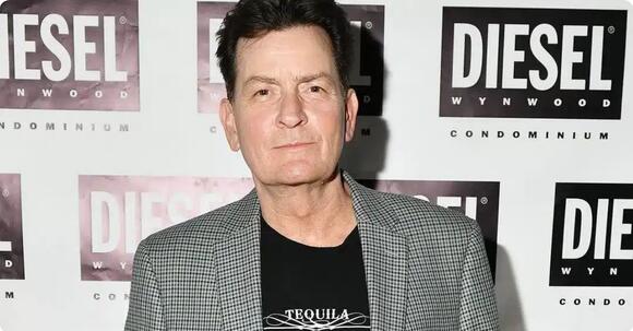 Charlie Sheen Reportedly ‘Quietly Dating’ A Regular Guy With A ‘Normal ...